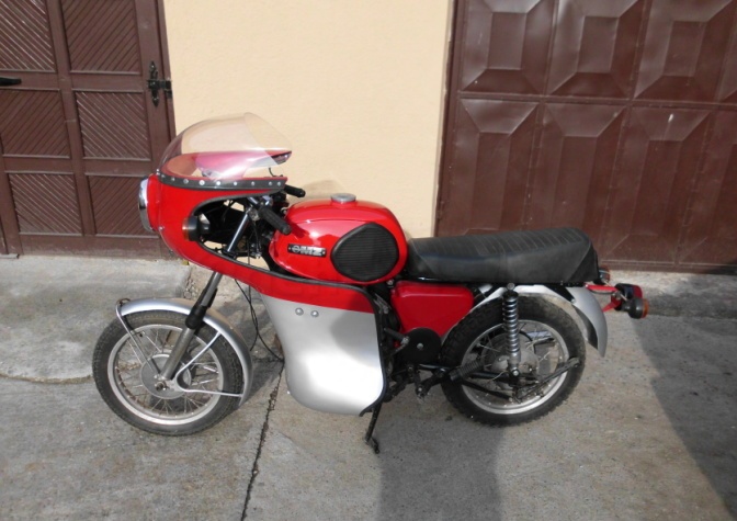 MOTORCYCLE 74: MZ TS 250 cafe racer