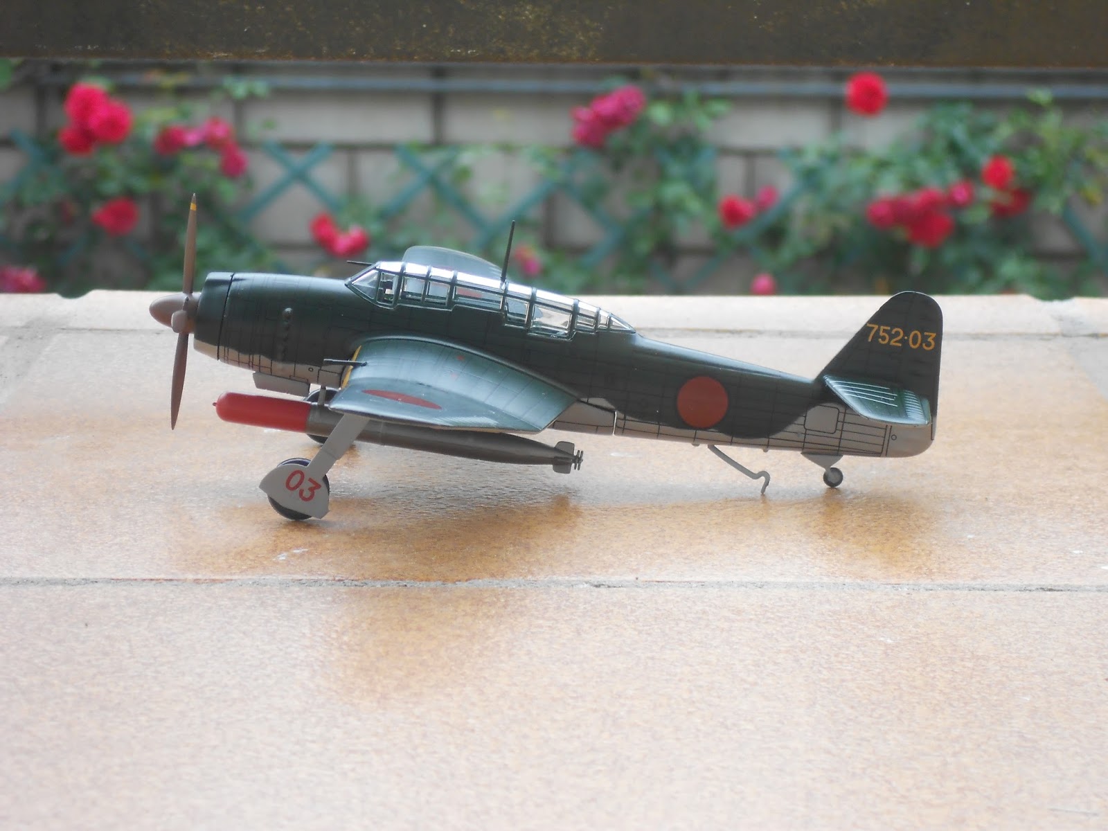 avions de guerra : AICHI B7 A2