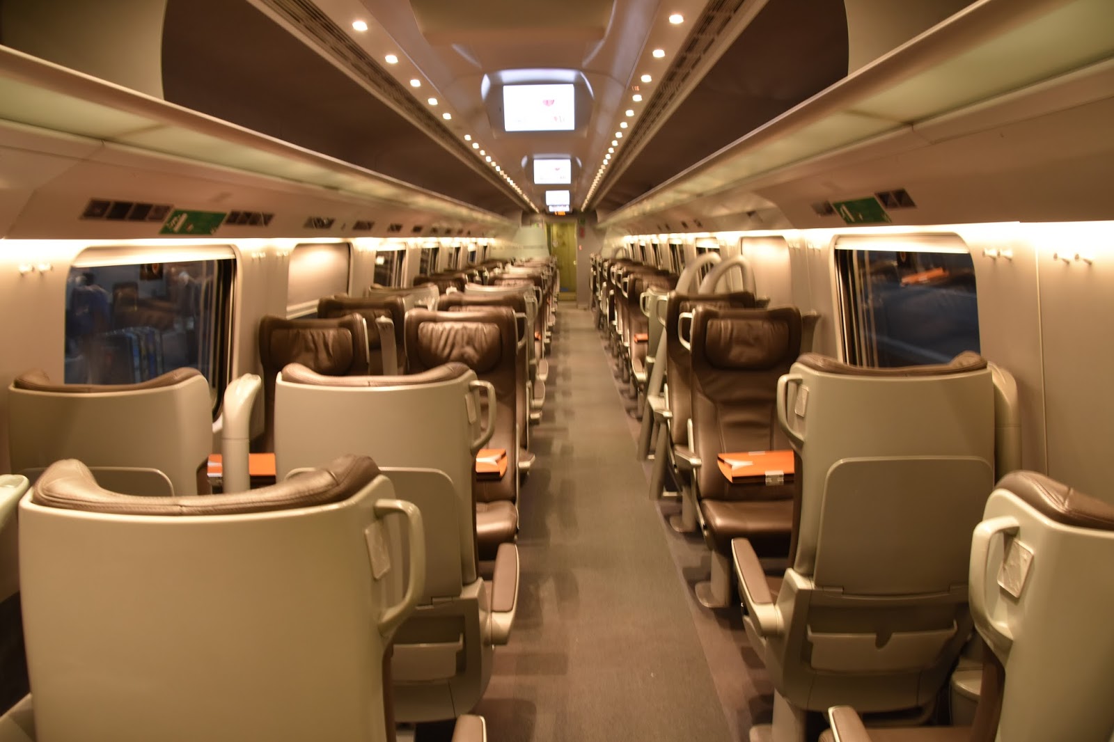 Trains and other things: Milano