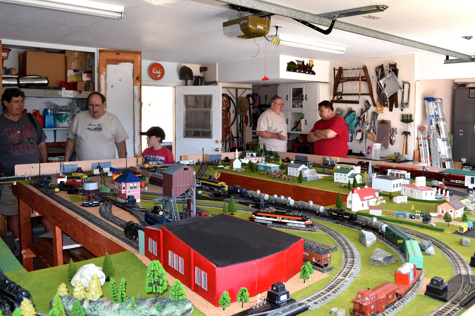 Valley of the Sun" S-Gaugers : John Cooke's Western Railroad Layout
