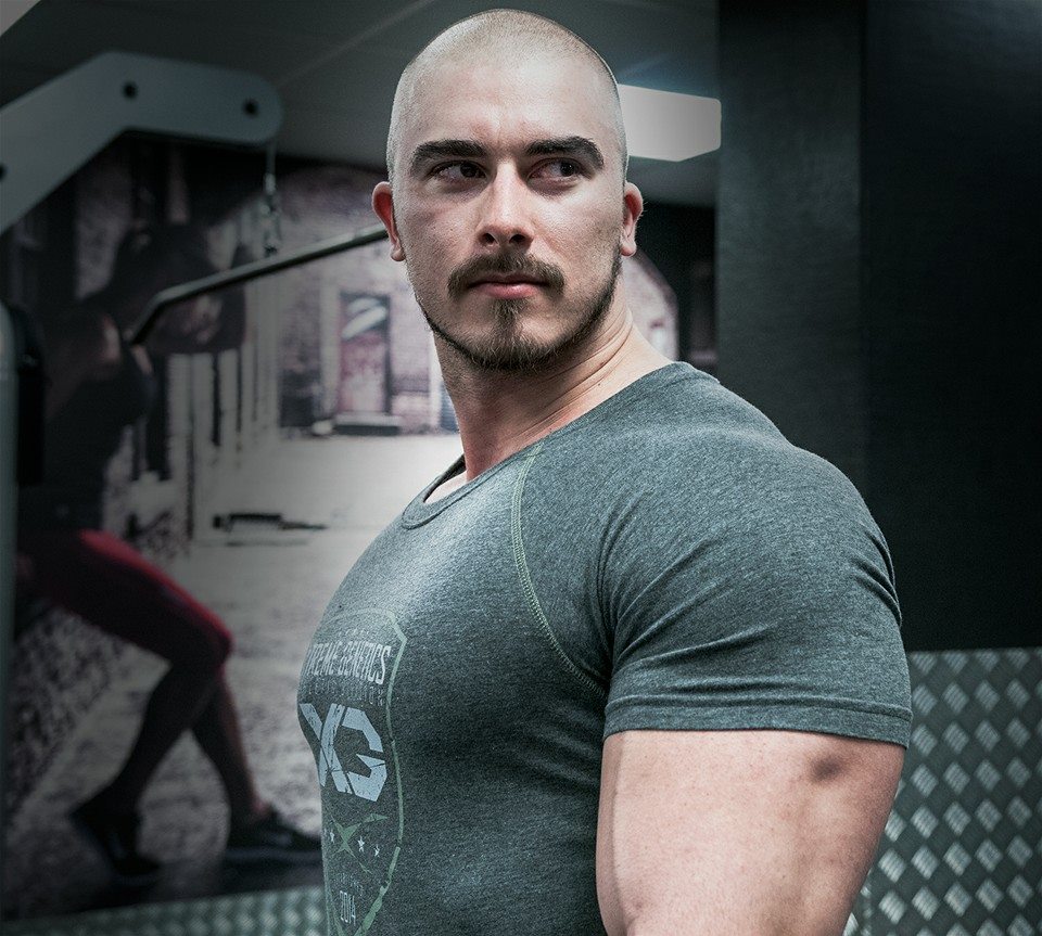 Muscle Lover: Swedish male model and bodybuilder Pete Lind