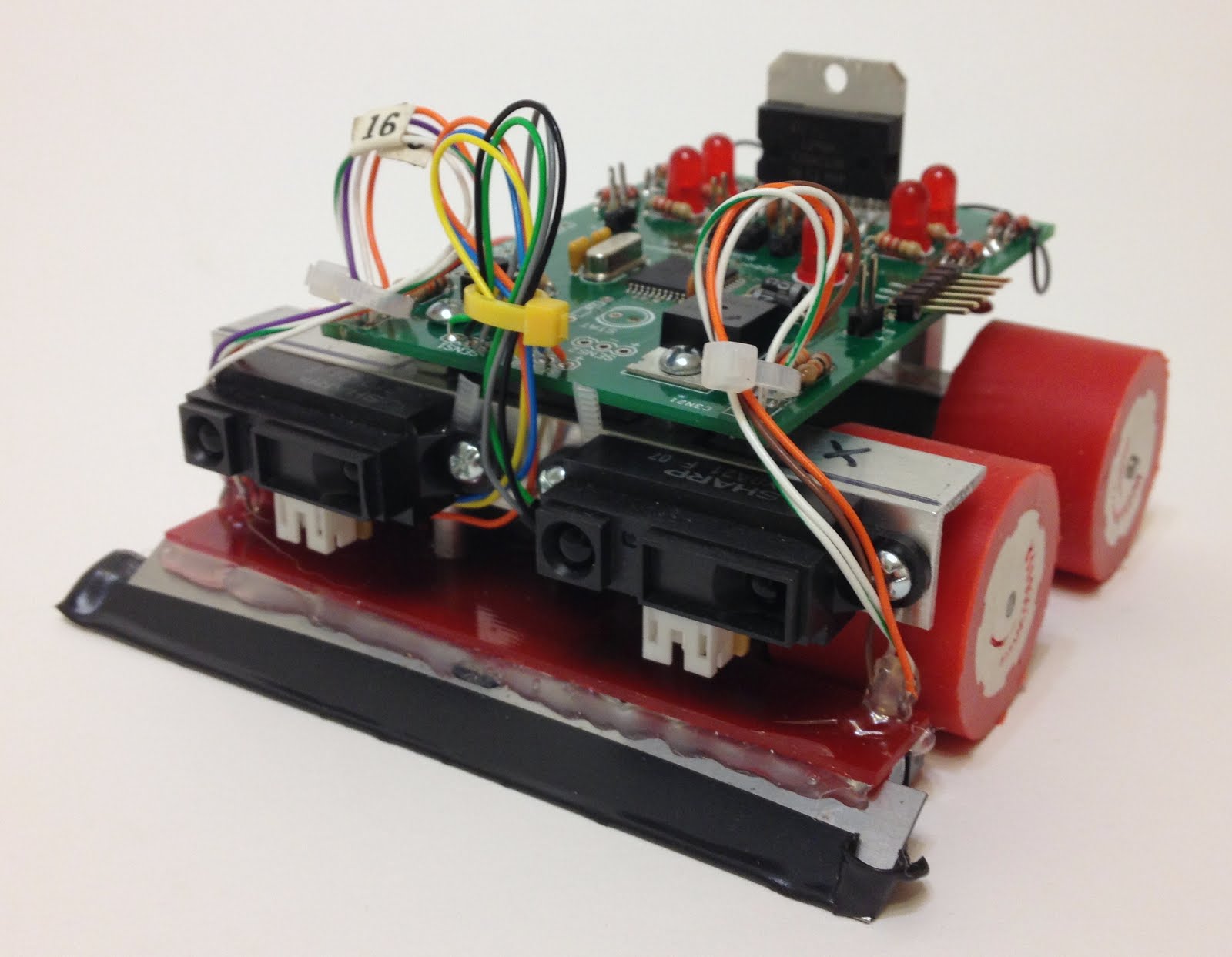 RoboSlave: Sumo Bot Fully Assembled (with issues)