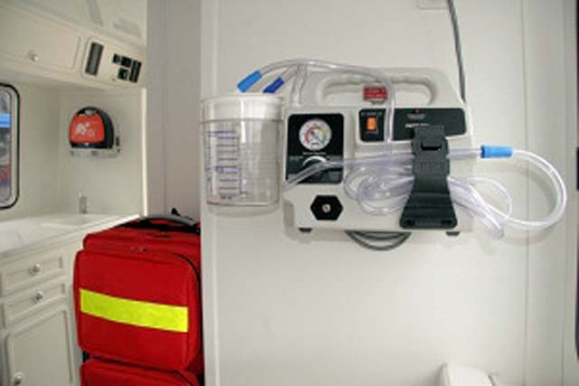 EMS SOLUTIONS INTERNATIONAL by @DrRamonReyesMD marca registrada: Bote ...