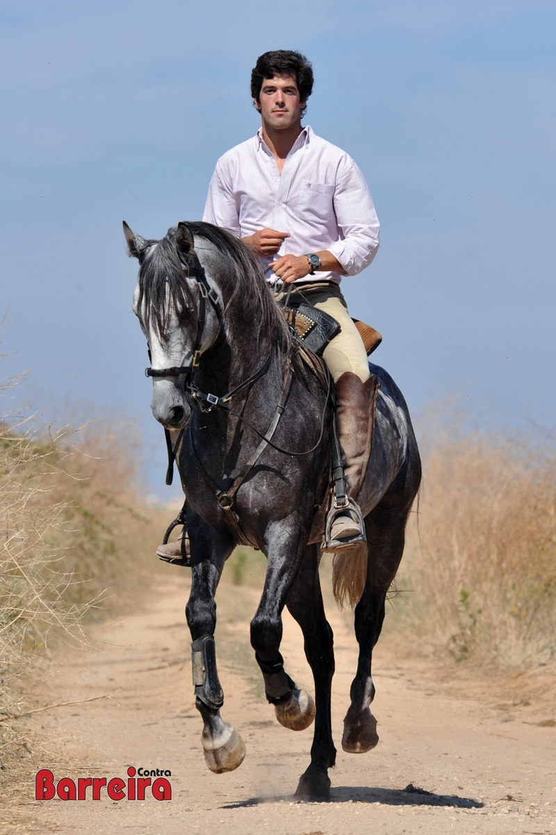 Farpas Blogue: abril 2011