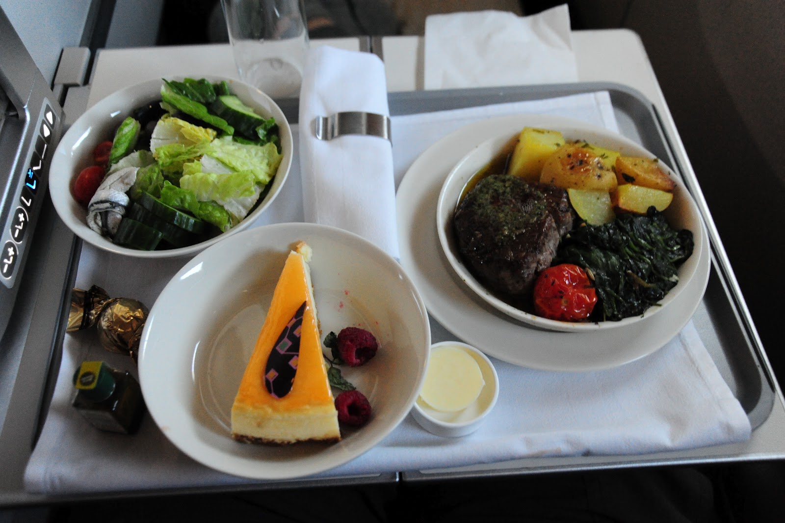 WhyNotFoto Around the World: First class vs coach class