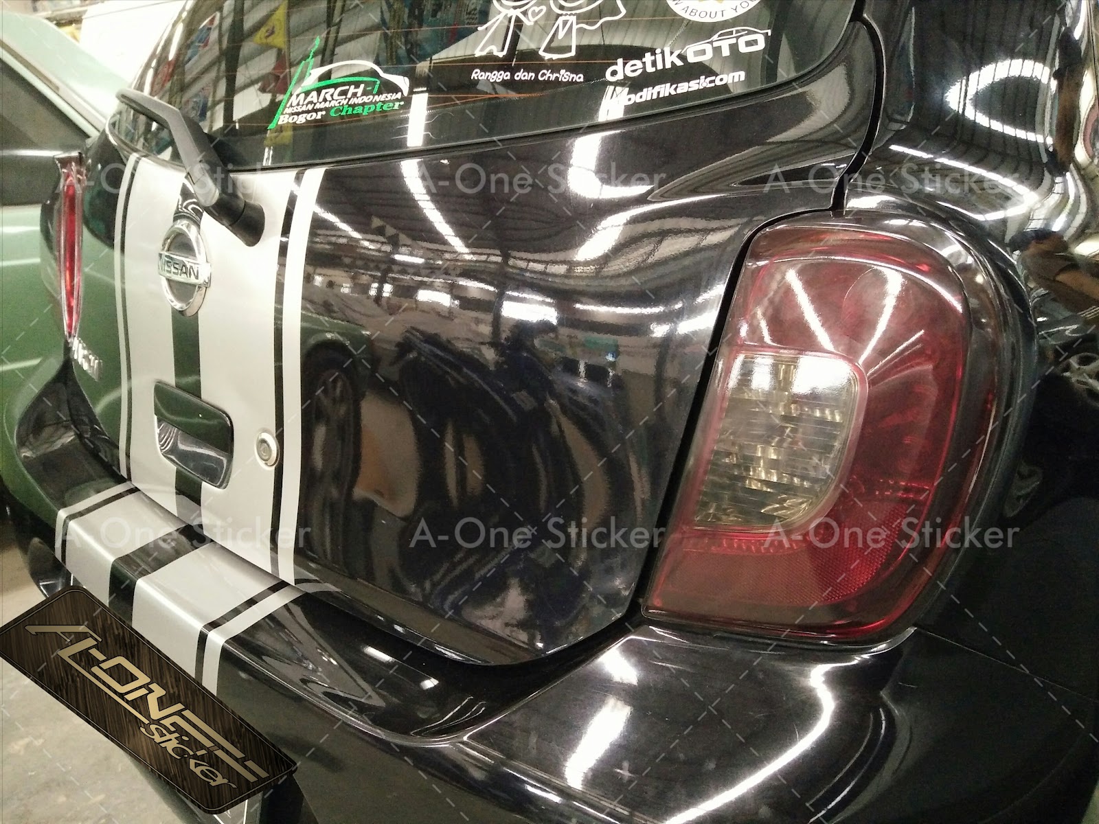 Cutting Sticker Nissan March Modifikasi sticker