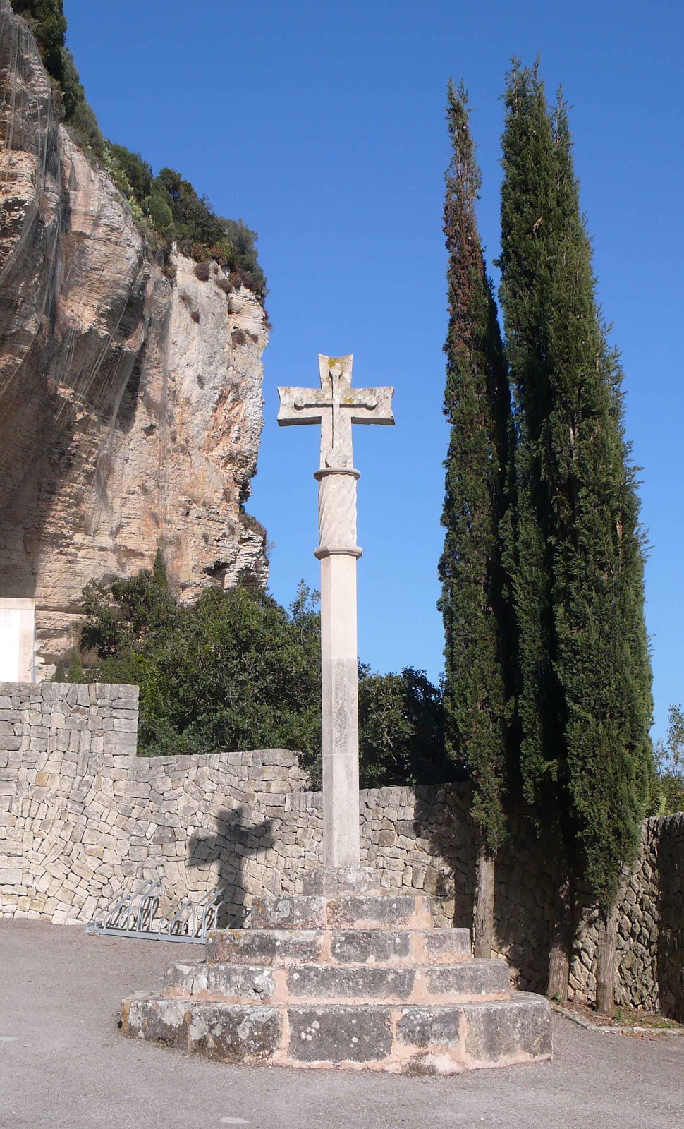 Creus de terme: d’abril 2012