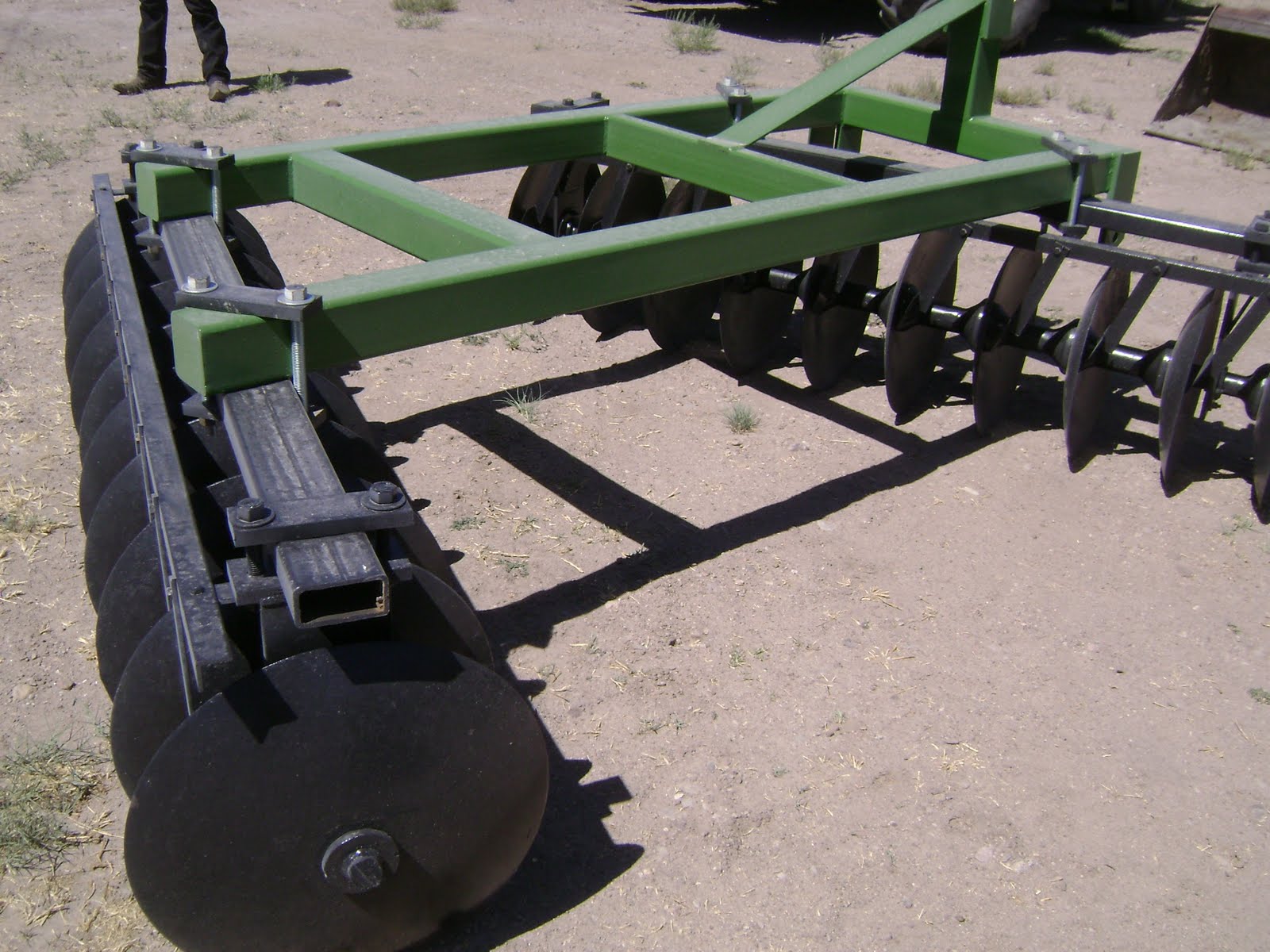 MAQUINARIA AGRICOLA INDUSTRIAL: Rastras de 20-26 Discos 22 y 23 ...