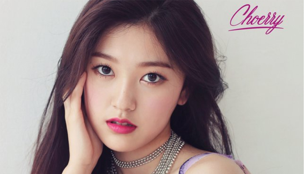 ASSISTA: LOONA APRESENTA NOVO MEMBRO NO MV DE ''LOVE CHERRY MOTION''