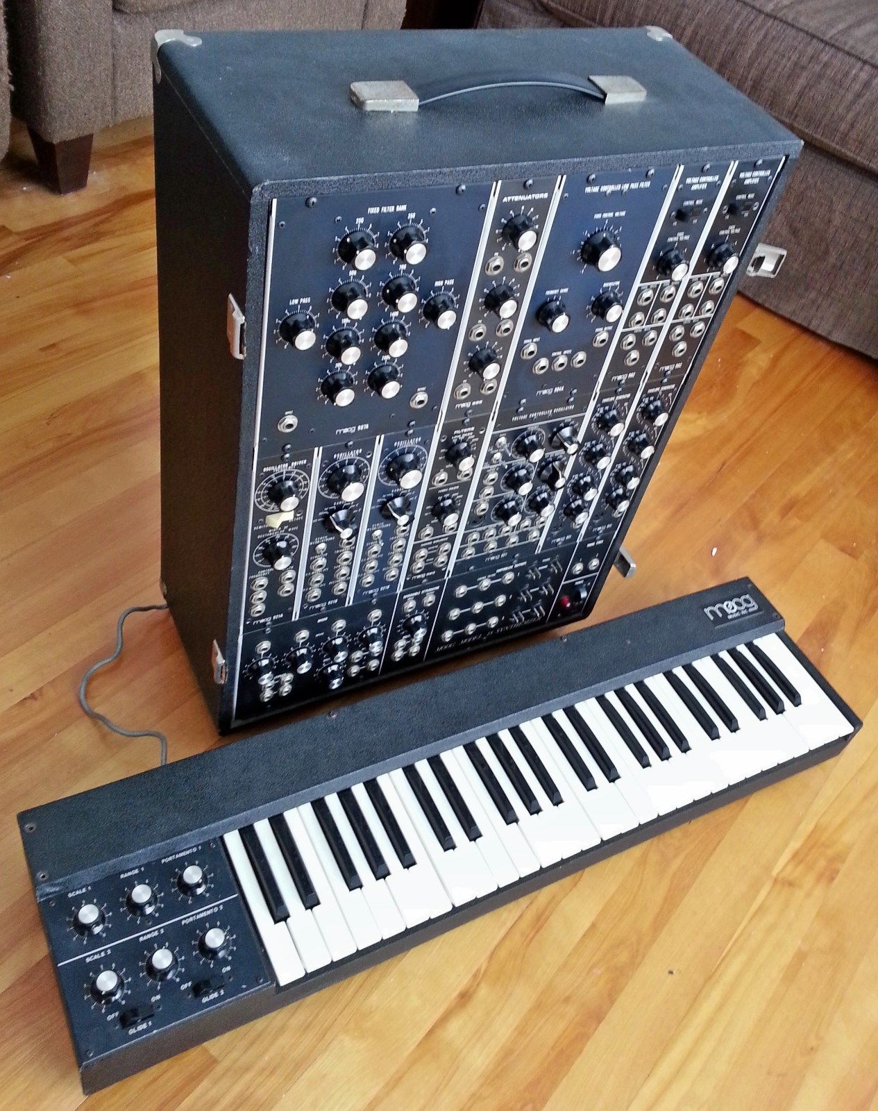 MATRIXSYNTH: Moog Modular 15 and 952 Keyboard Controller