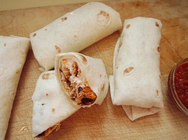 The Briny Lemon: Chicken and Black Bean Burritos with Fresh-Chile Sauce