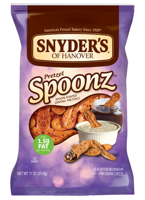 Vintage Gwen: {Recipe} Pretzel Spoon Snowmen