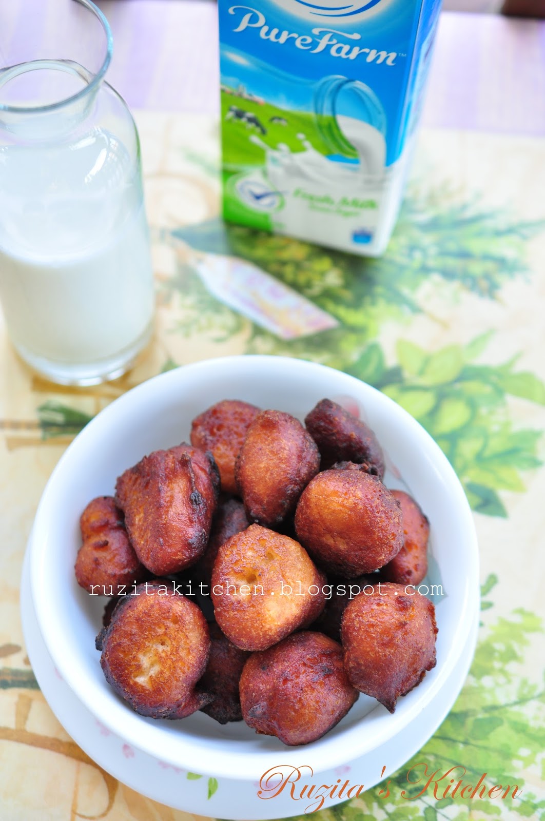 CUCUR PISANG