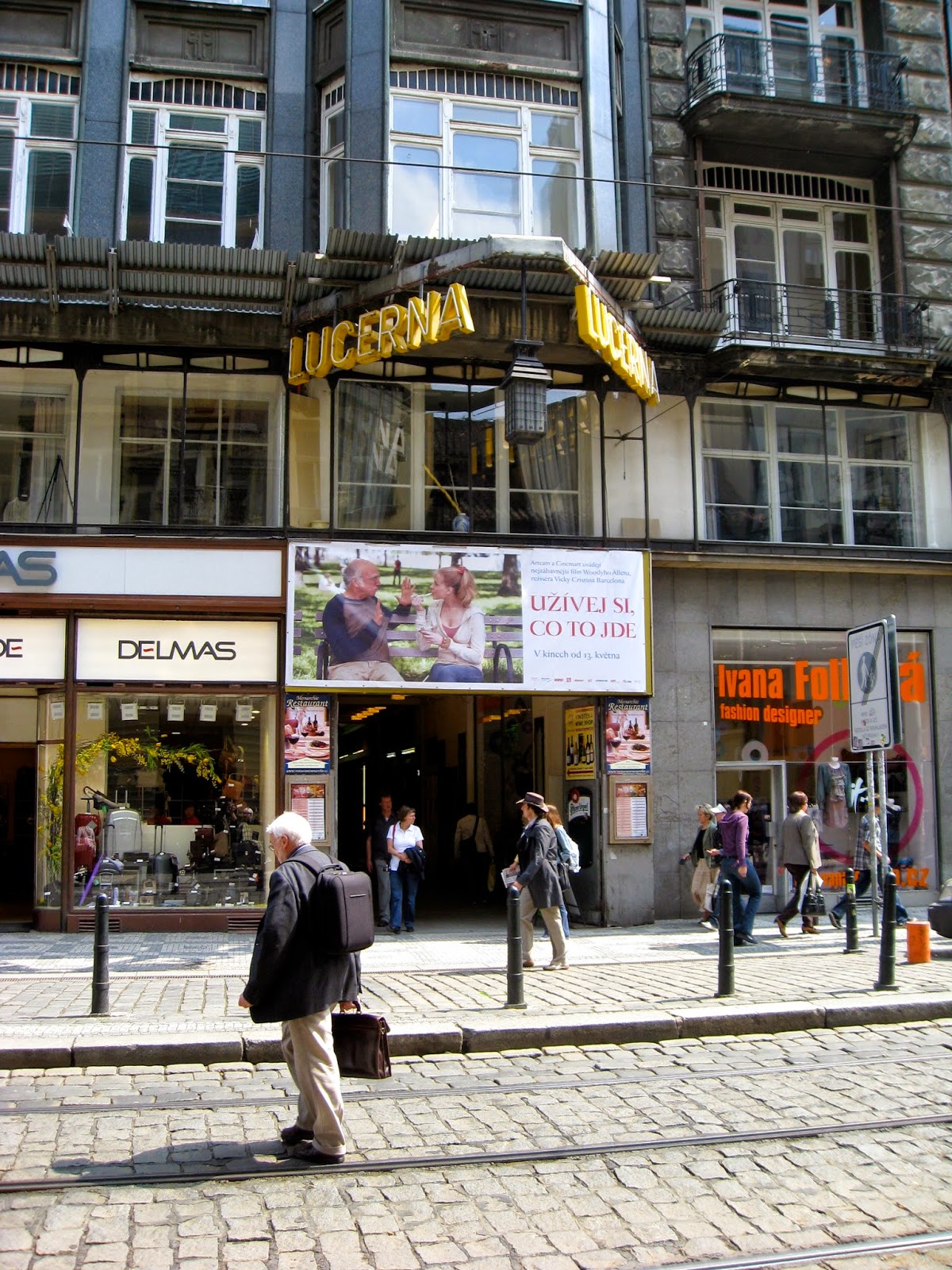 Elokuvateattereita: Kino Lucerna