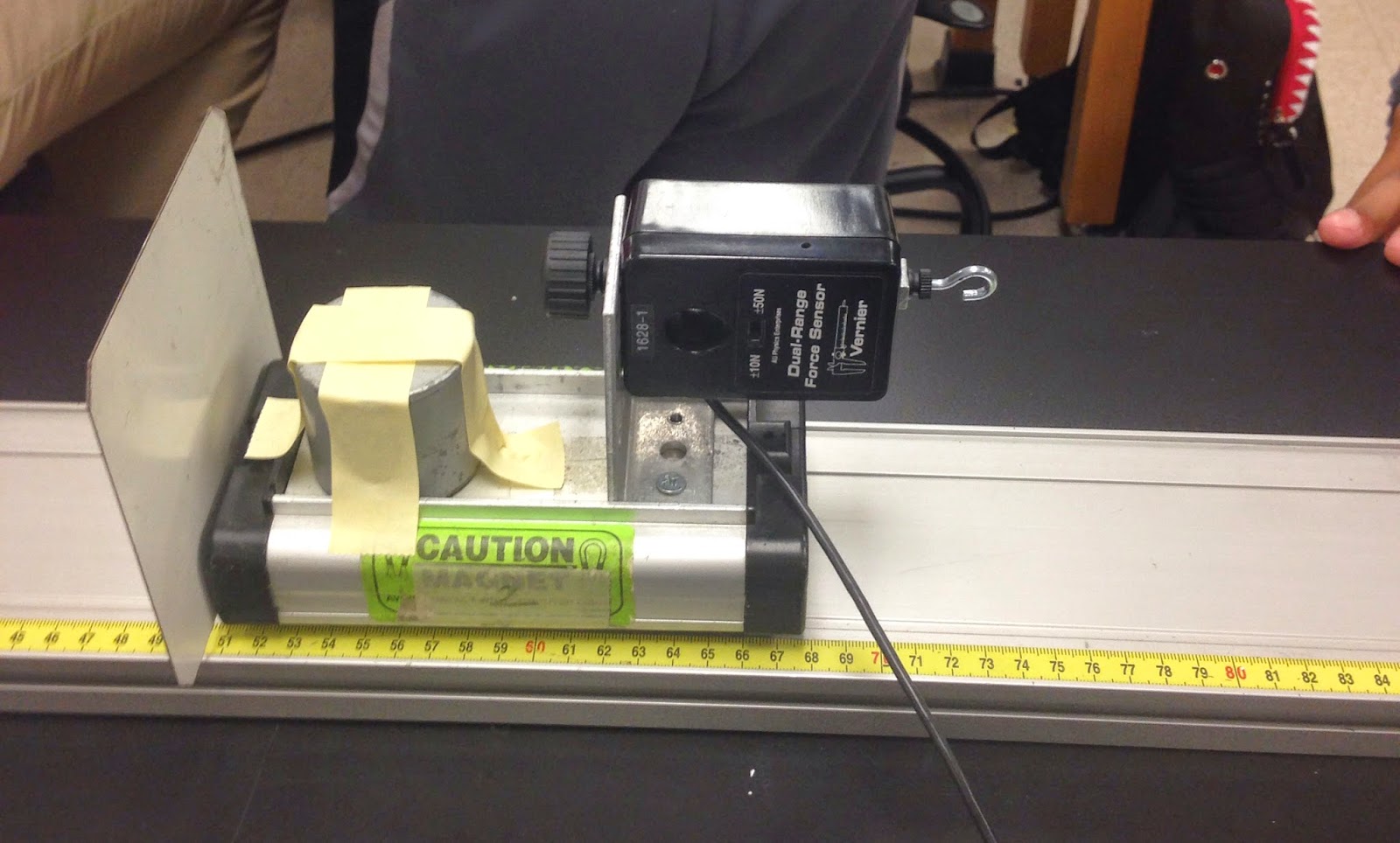 Phys4AS15 xhzhao: Lab#14 Impulse-Momentum activity