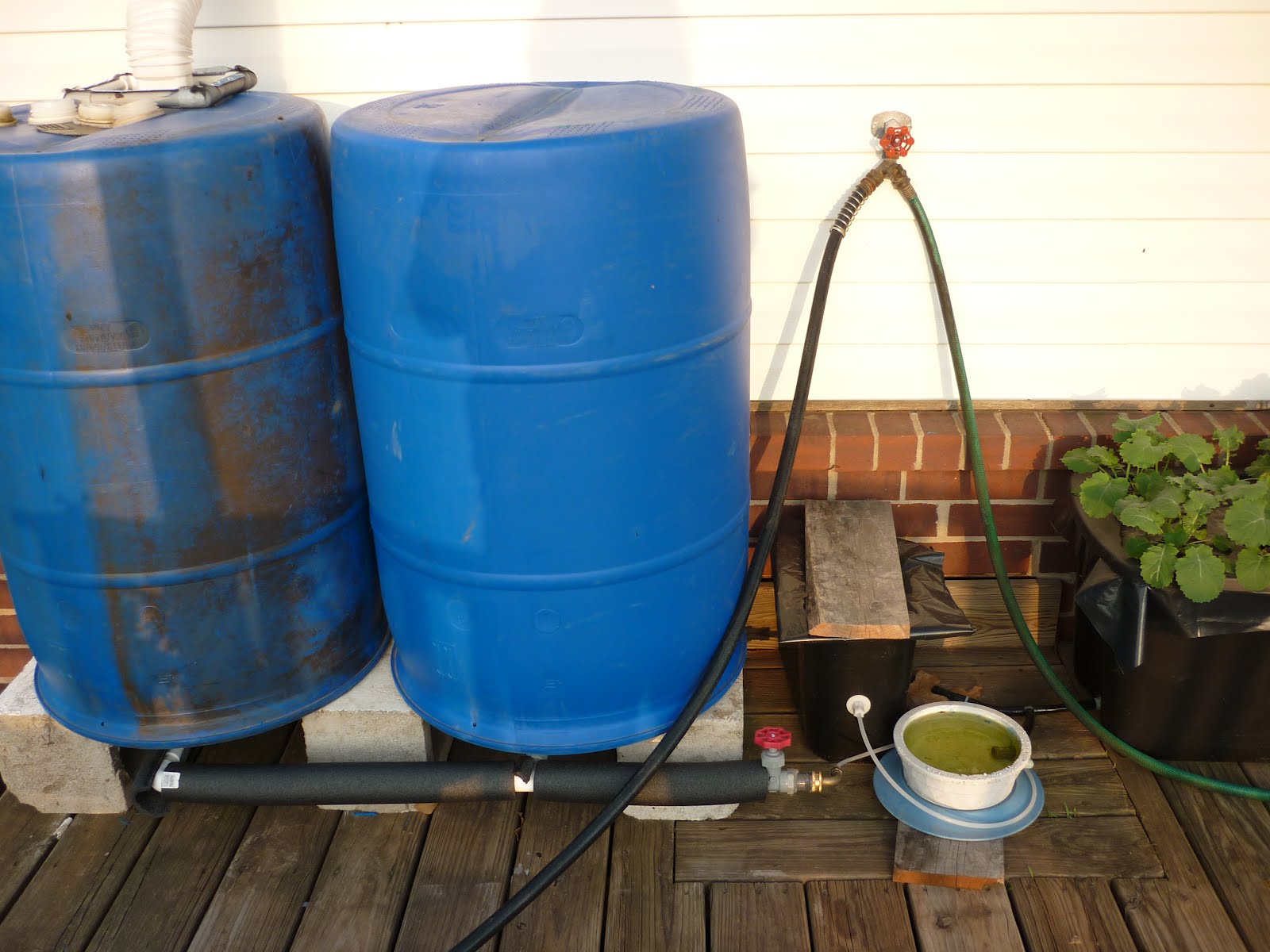 Garden Anywhere Box: Watering system