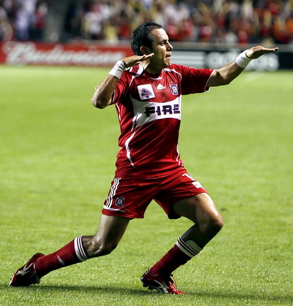 En imágenes: Cuauhtémoc Blanco, la nueva leyenda del futbol mexicano ...