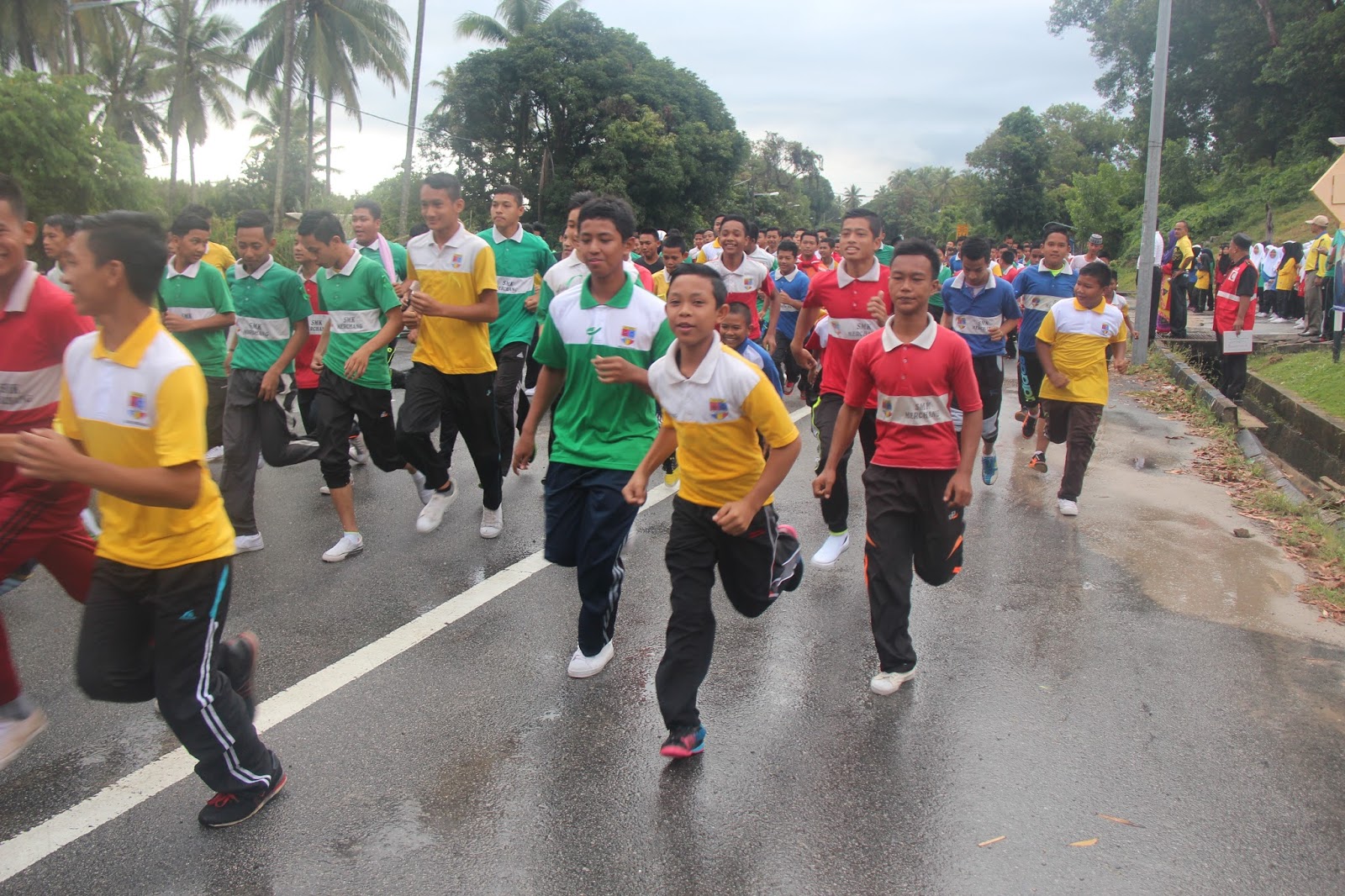 SEKOLAH MENENGAH KEBANGSAAN MERCHANG, 21610 MARANG, TERENGGANU ...
