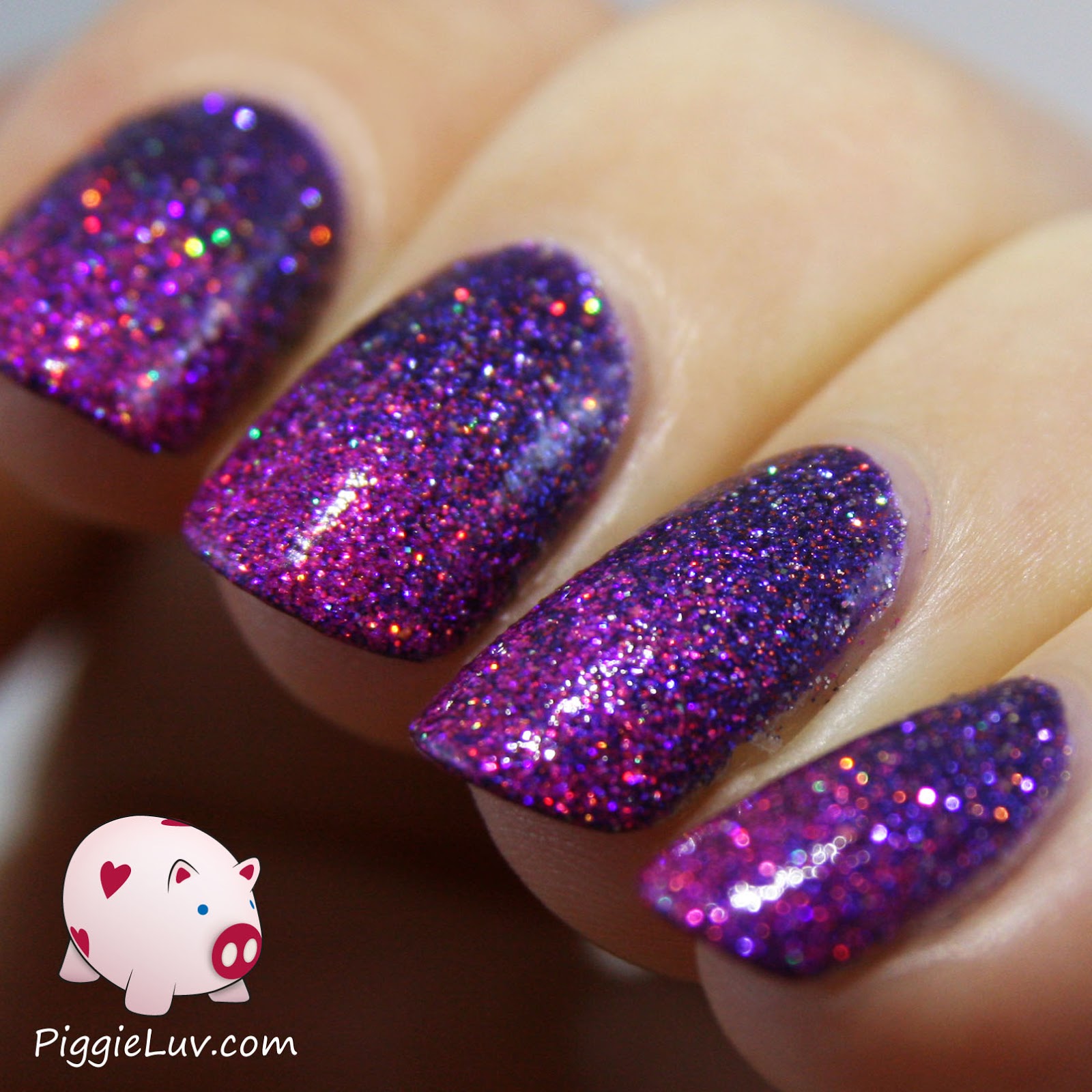 PiggieLuv: Glitter gradient with Girly Bits