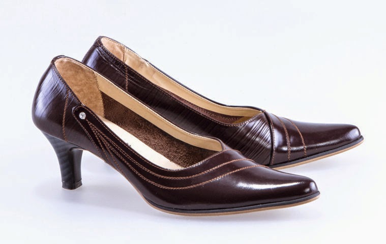 52+ Model Sepatu Wanita Ke Kantor, Yang Terbaru!