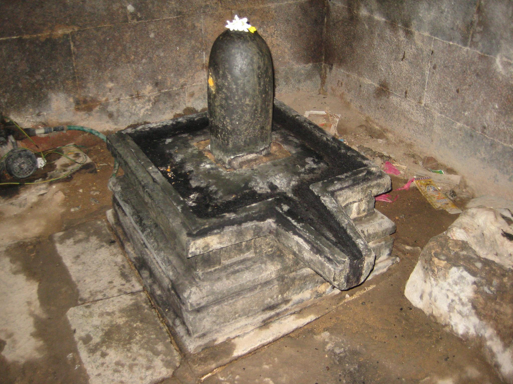 Tamilnadu Tourism: Jalanatheeswarar Temple, Thakkolam – The Temple