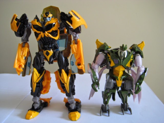 ChCse's blog: Toy Review: Transformers Prime Beast Hunters Hardshell