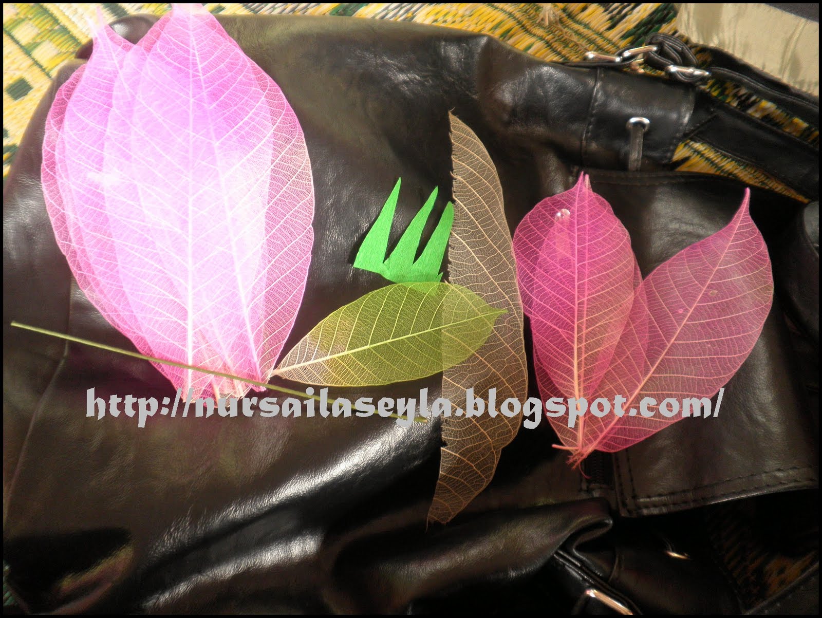 cik seyla bla3..: gubahan bunga dr daun getah....