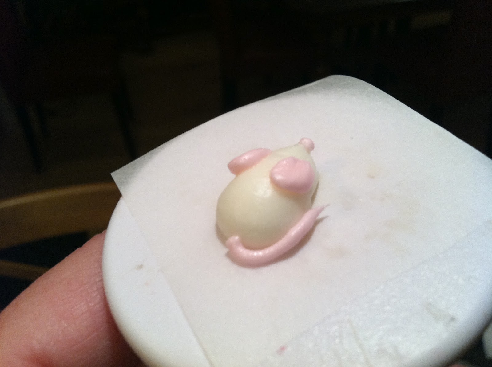 The Iced Queen: Royal Icing Mouse