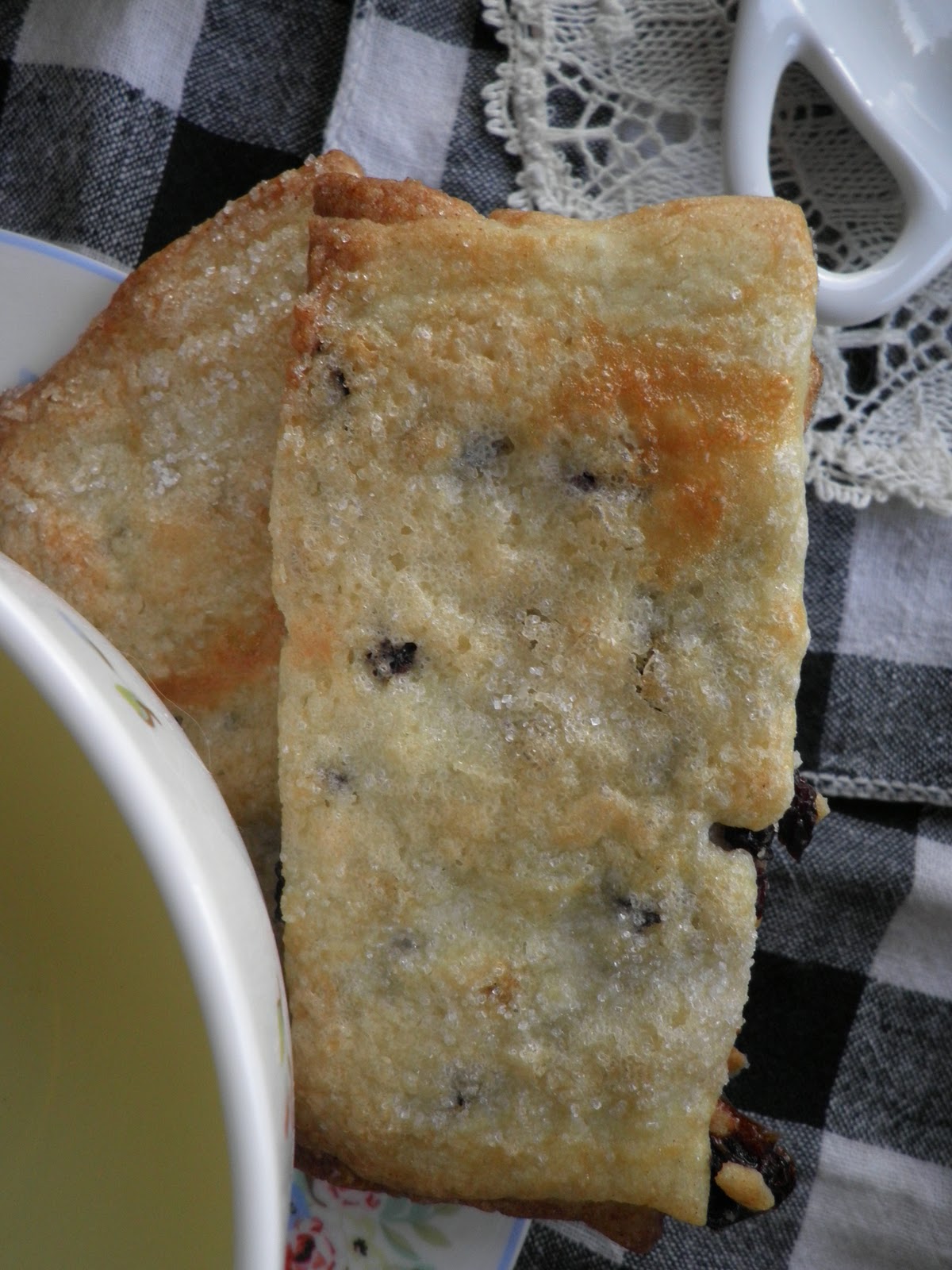 ...With Love and Cake: Squashed Flies and Some Garibaldi Facts.