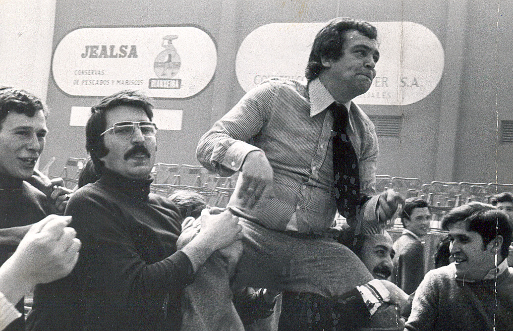 Alfonso Rivera: el director de orquesta ~ El Obra tiene historia