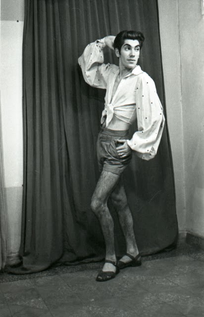 No soy digno de tu amor: UNA HISTORIA POR RESOLVER: ¿QUIÉN ES ESTE HOMBRE?