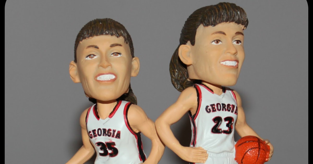 The Bobble Hunter: New Addition - Coco & Kelly Miller Dual Bobblehead