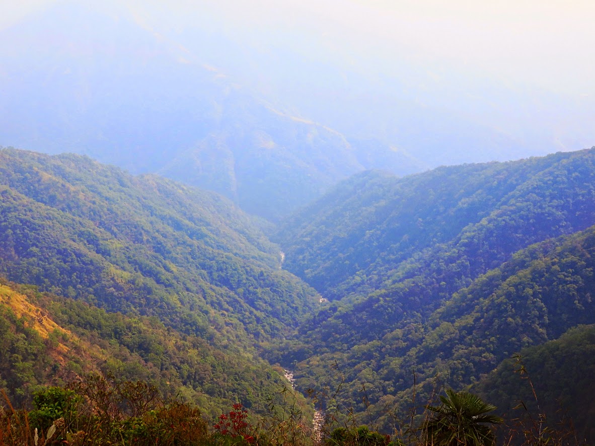 wanderlust: MAWSYNRAM; THE WETTEST PLACE ON EARTH