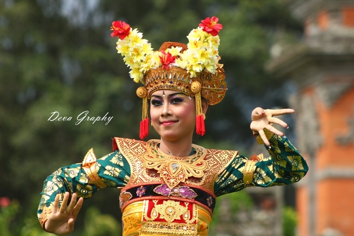 Deva's Journey: History of Legong Dance