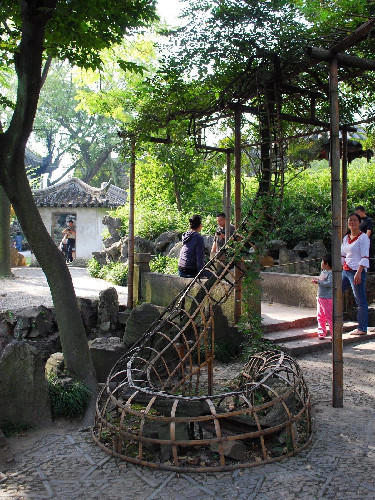 The Intercontinental Gardener: Some bamboo structures from Suzhou