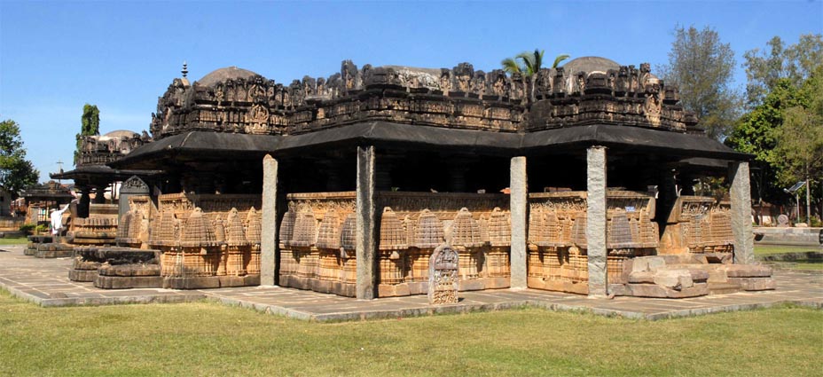 SATEESH NARASIMHAIAH: Amruteshvara temple -Amruthapura