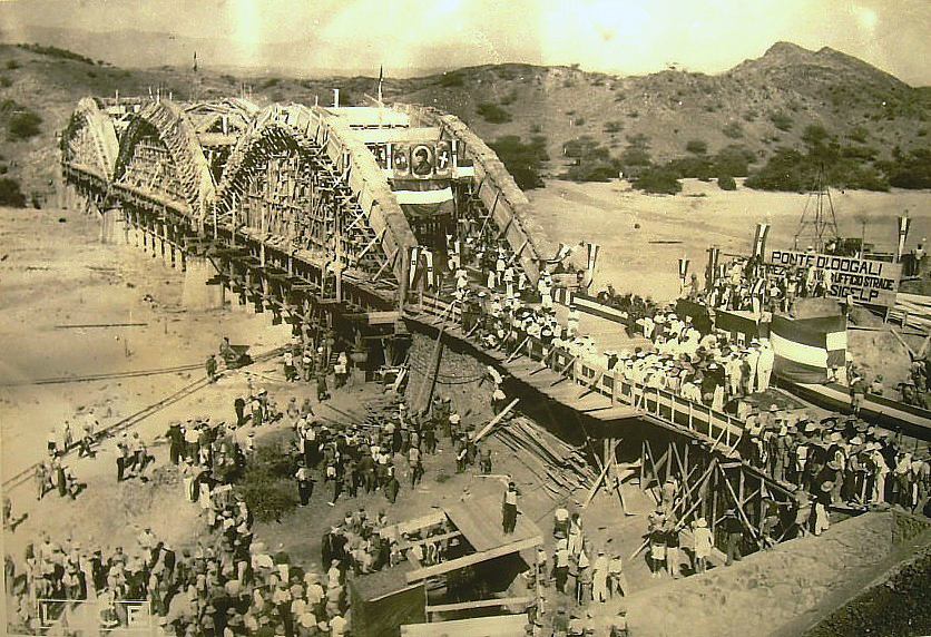 A ponte da Matola-Rio de 1948 à actualidade. A Ponte do Dogali na Eritreia.