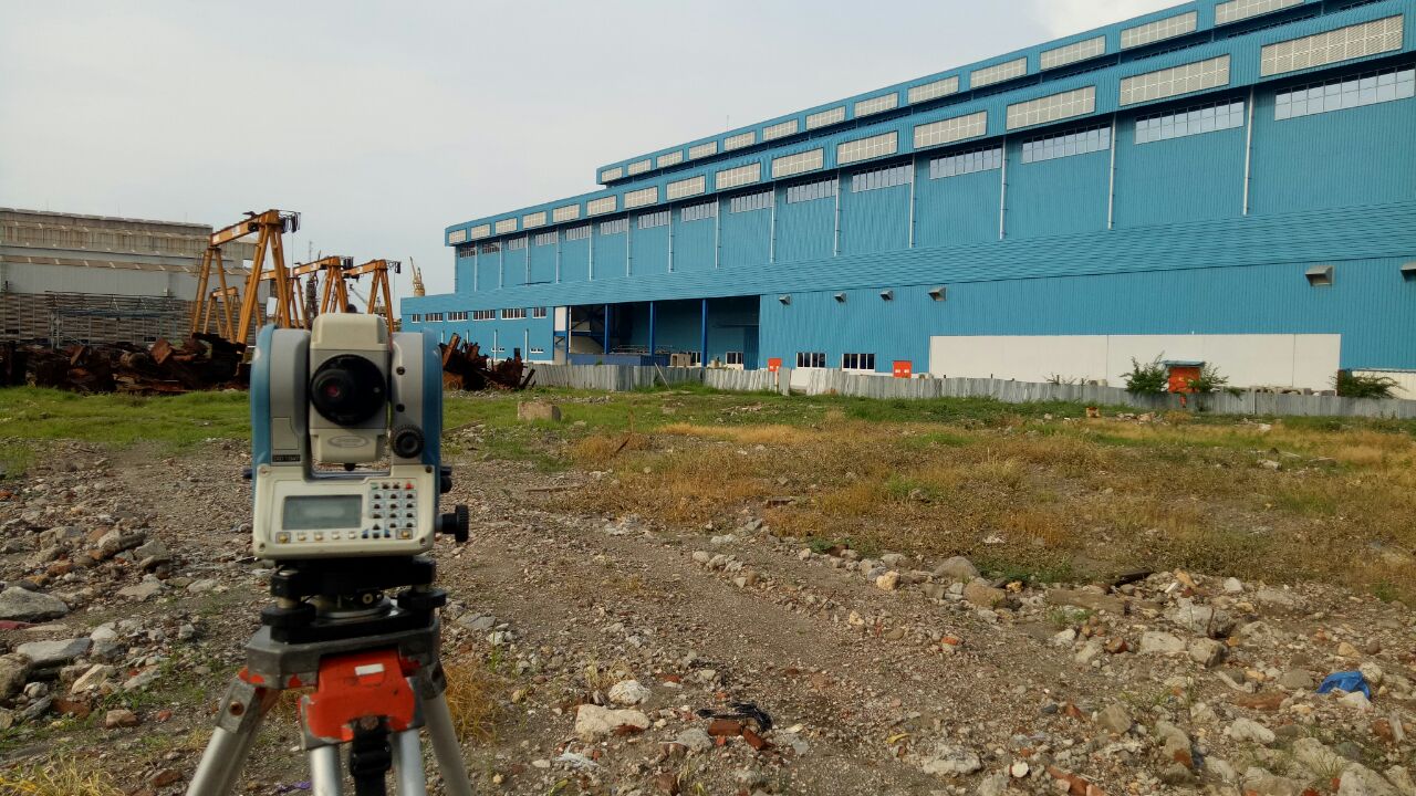 Pengukuran Uitzet Bangunan di PT. PAL Surabaya