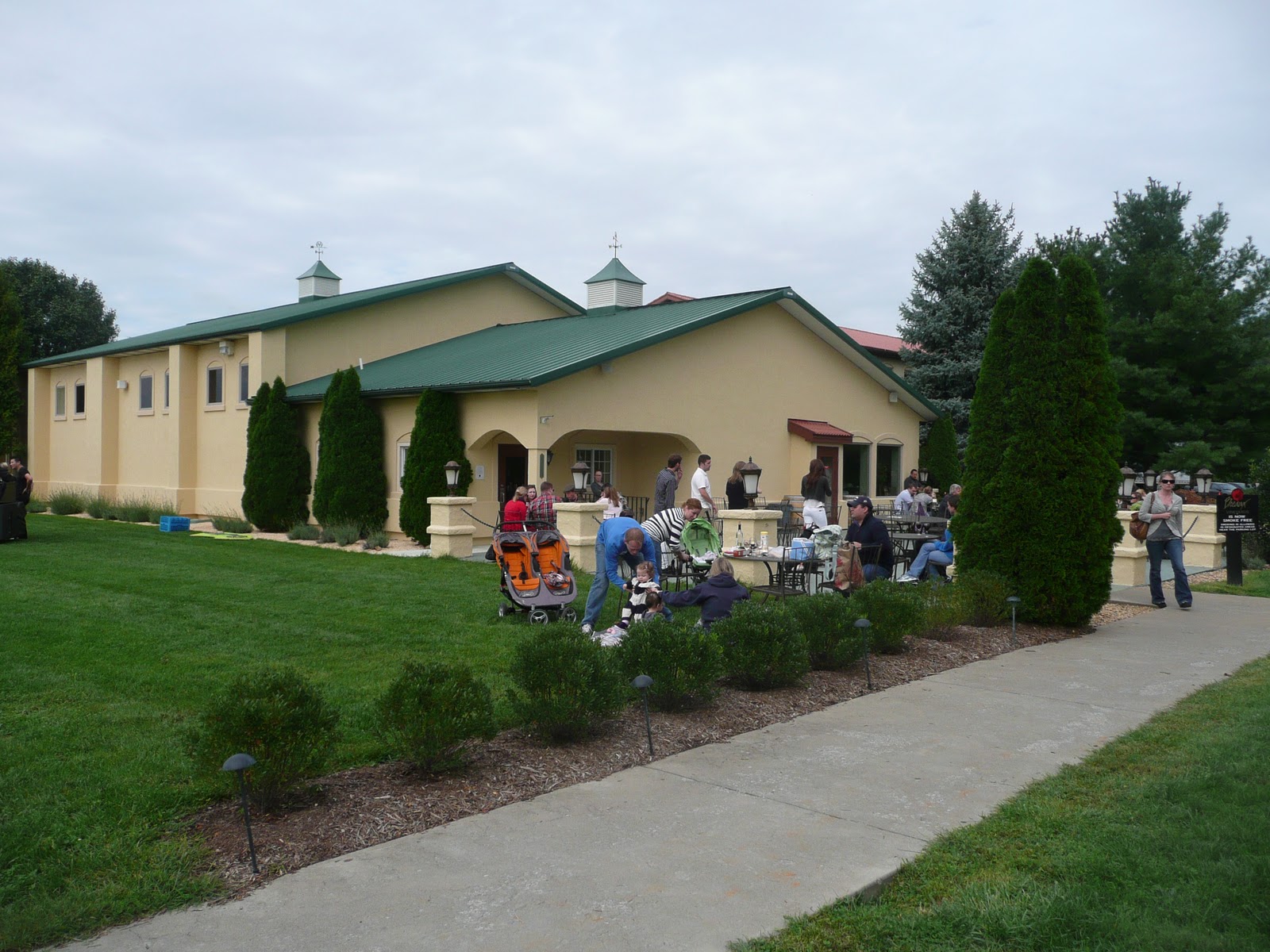 schiller-wine: Visiting Jennifer Breaux Blosser and Breaux Vineyards in ...