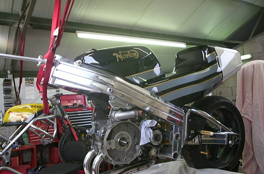 8th Cafe': Norton Rotary Racer