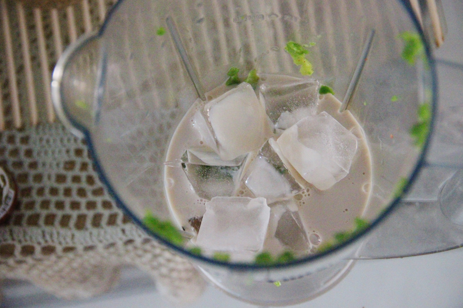 Alive as Always – Avocado (Soy) Milkshake