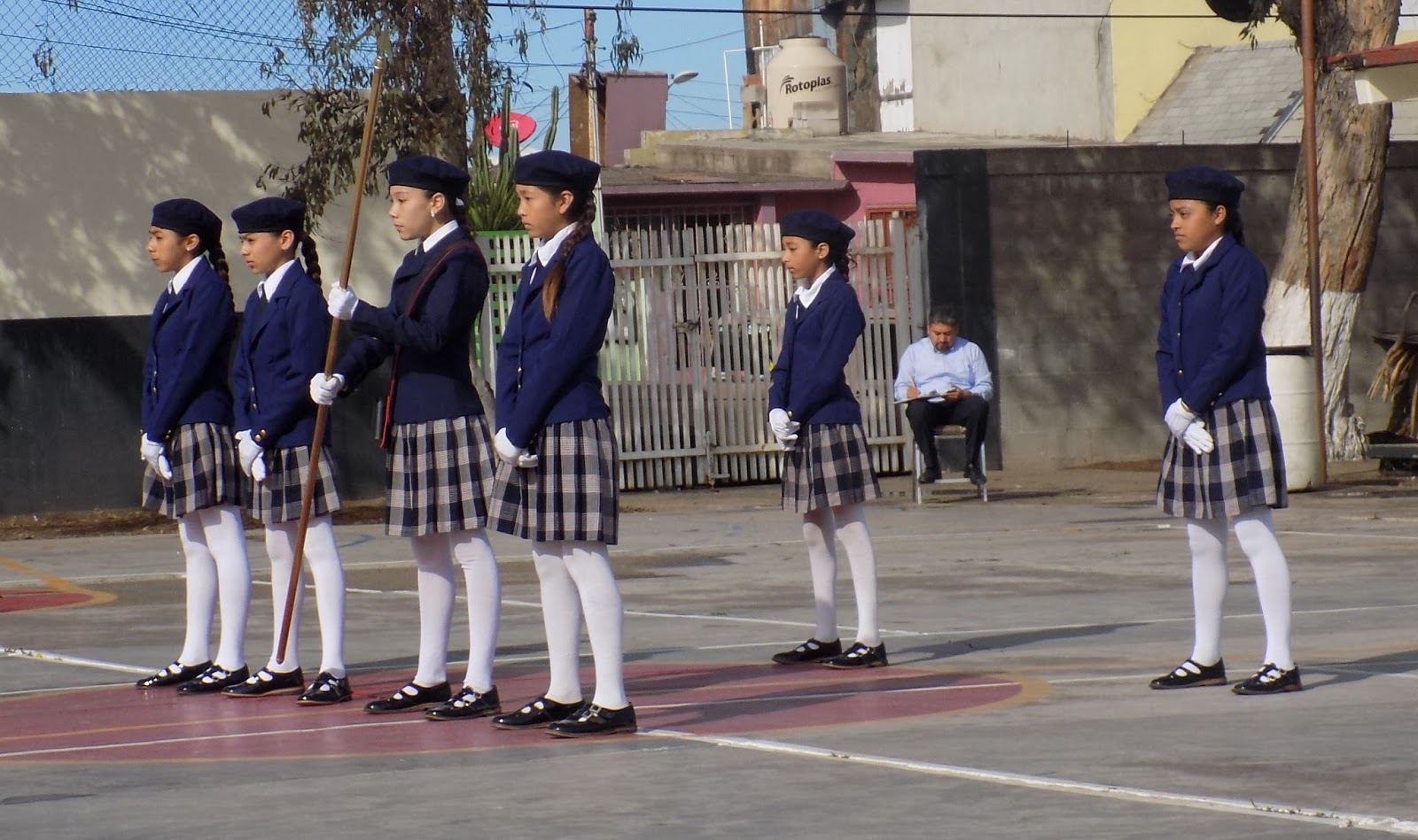 Educación BC: ALUMNOS DE PRIMARIA SE PREPARAN PARA LA DEMOSTRACIÓN DE ...