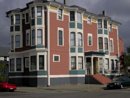 Color Marie: Beige Buildings Make Me Cry