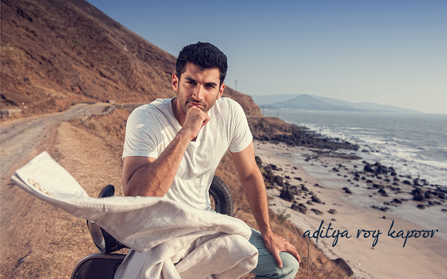 Aditya Roy Kapoor Wallpapers