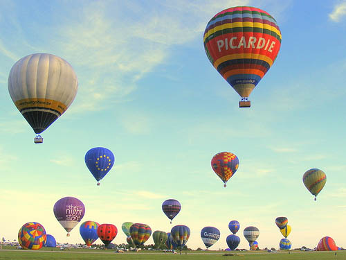 The Art Of Photographing Hot Air Balloons | Mow Design | Graphic Design ...