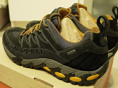 平凡生活探險者: [生活開箱分享] Merrell 防水透氣健行鞋 REFUGE PRO VENTILATOR GORE-TEX 開箱！