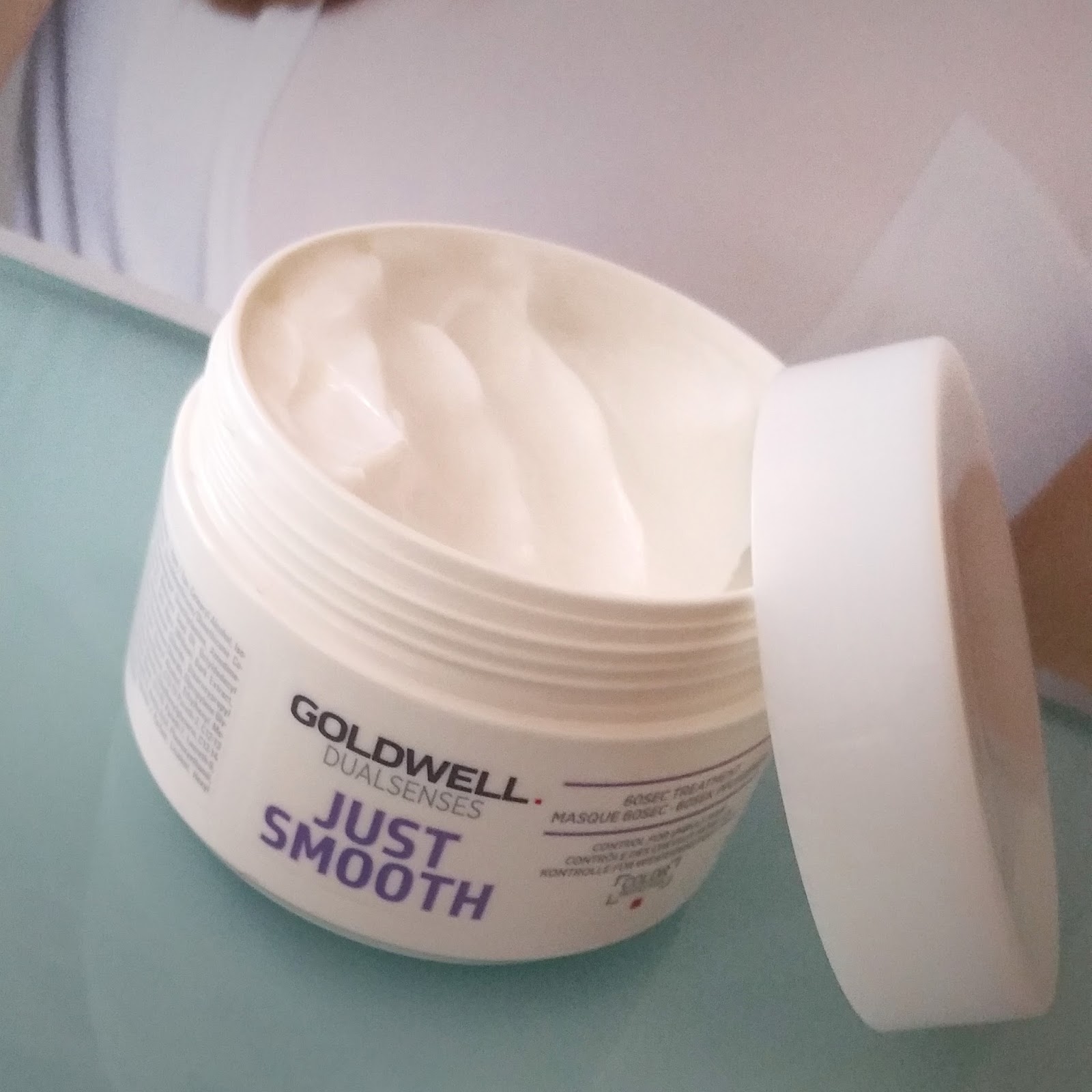 Goldwell Dualsenses Just Smooth Haircare - FLYINGHOUSEWIVES
