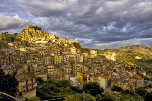 Places Savvy: Temperamental Tempest on The Way to Nicosia