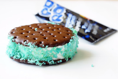 i d l e w i f e : pop rocks ice cream sandwiches