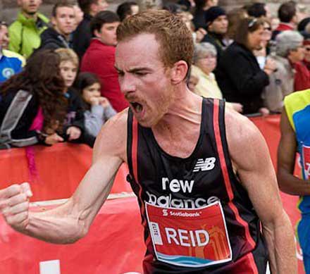 jyxuvawaky: boston marathon poop runner